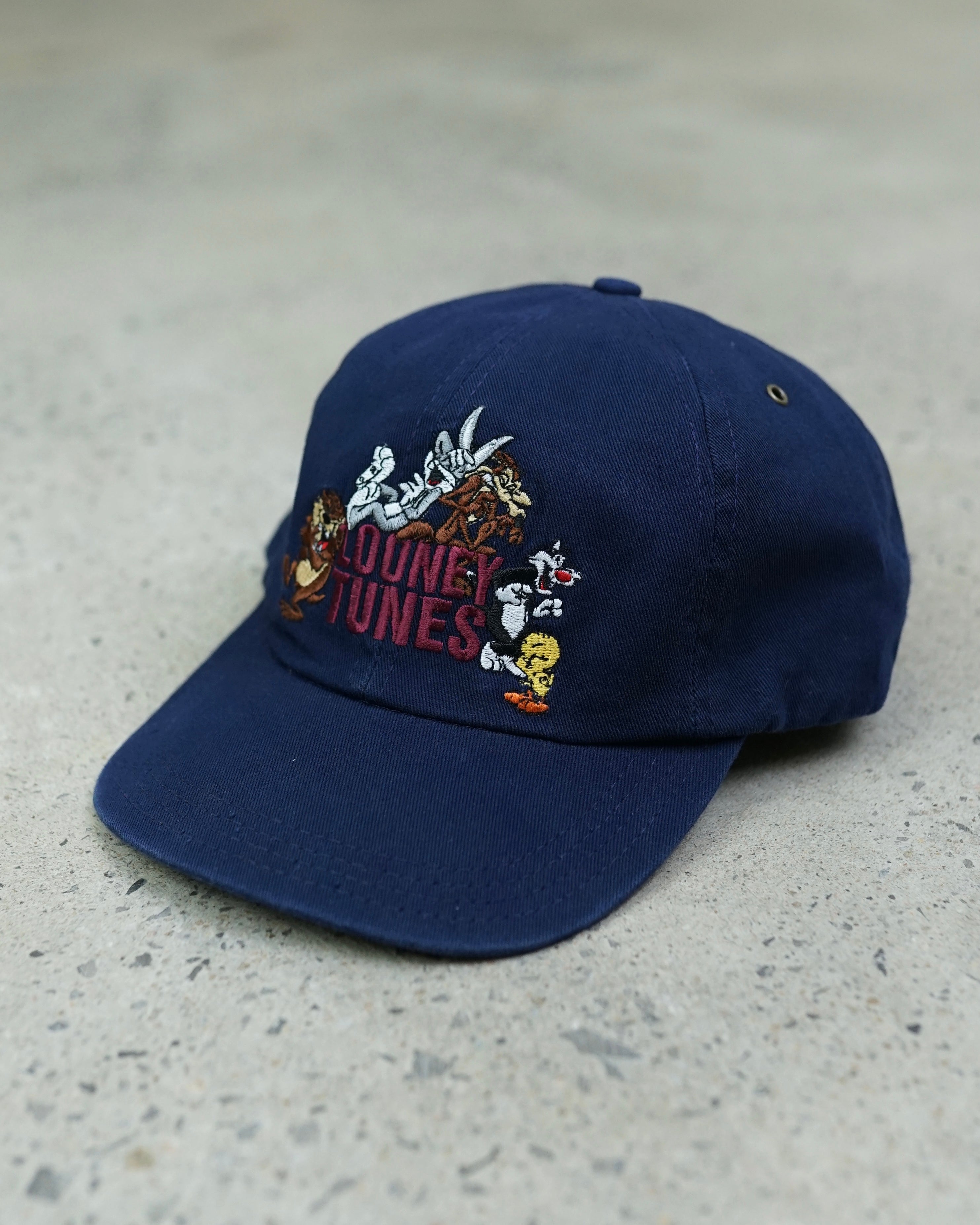 looney tunes strapback hat – Chez Claude Vintage